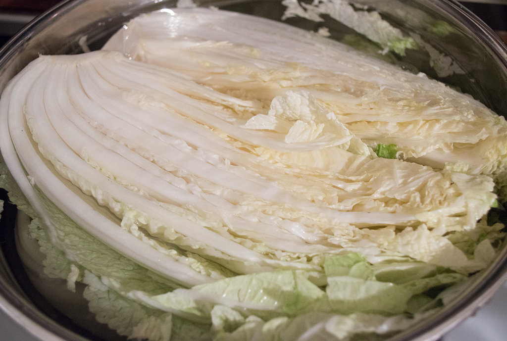 Pogi Kimchi (포기 김치) - Traditional Whole Cabbage Kimchi Recipe ...
